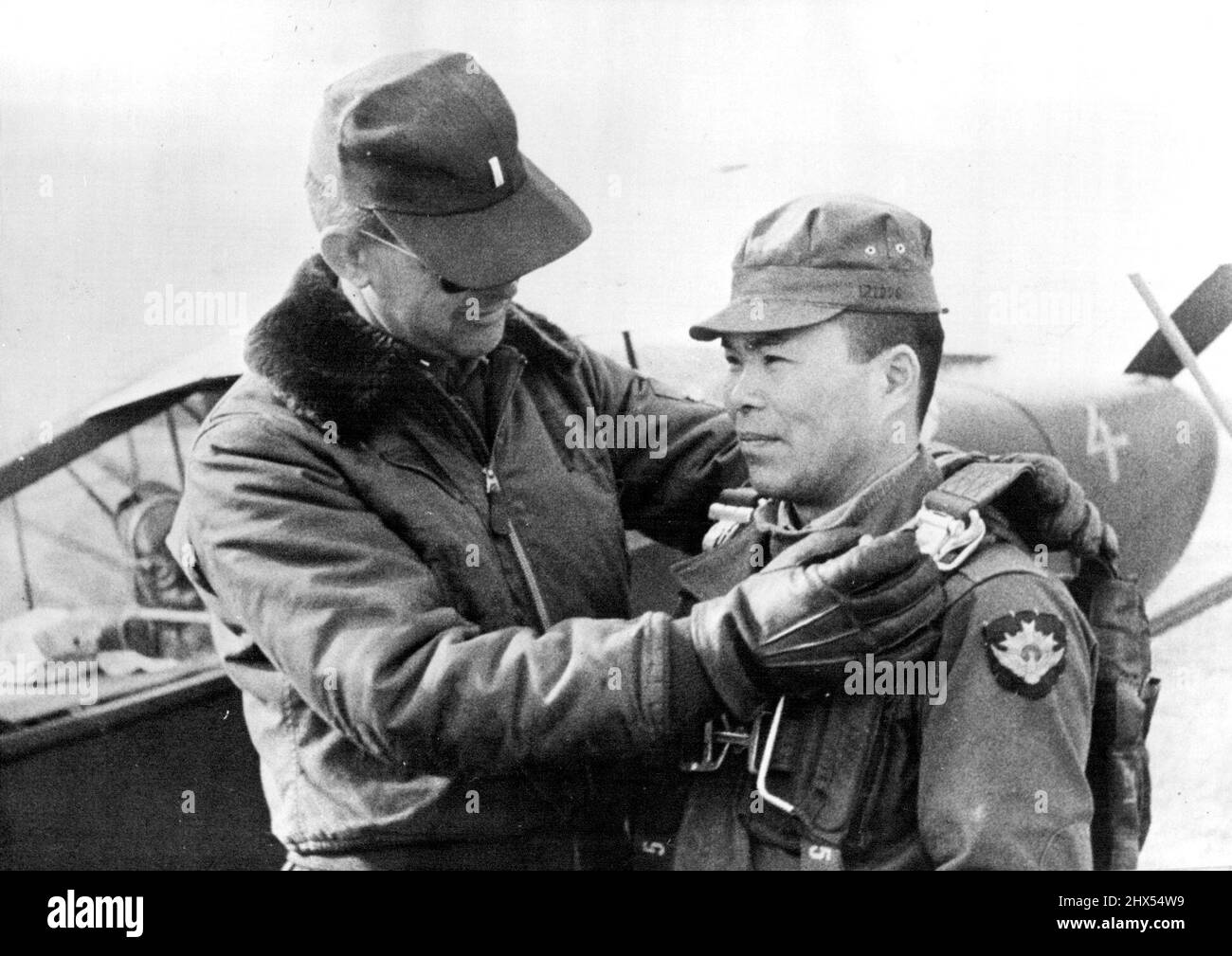 Japanese War Planes Back In The Sky! -- A Japanese pilot receiving ...