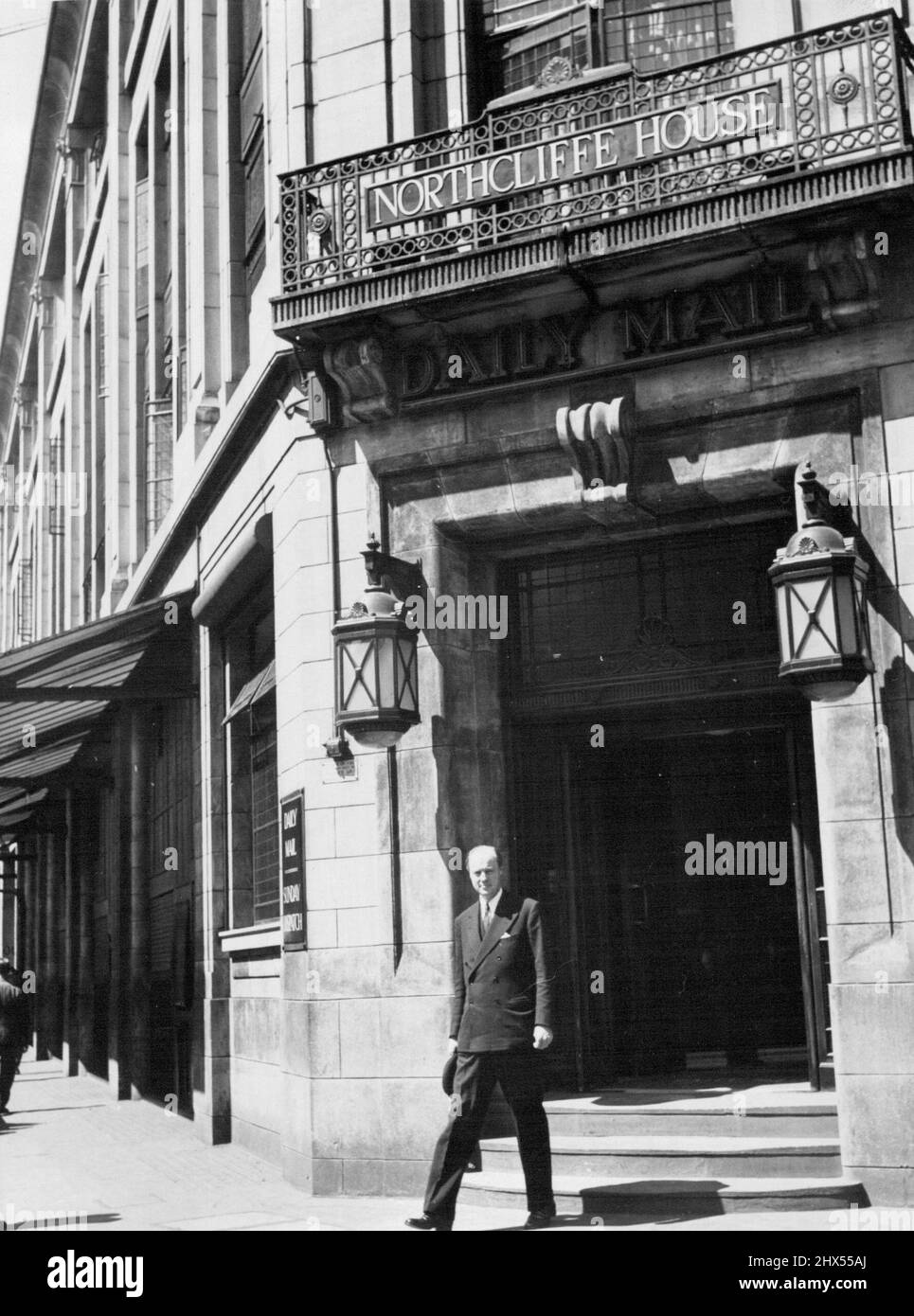 The Home Of Britain's Newspapers - Lord Rothermere, Chairman of "The ...