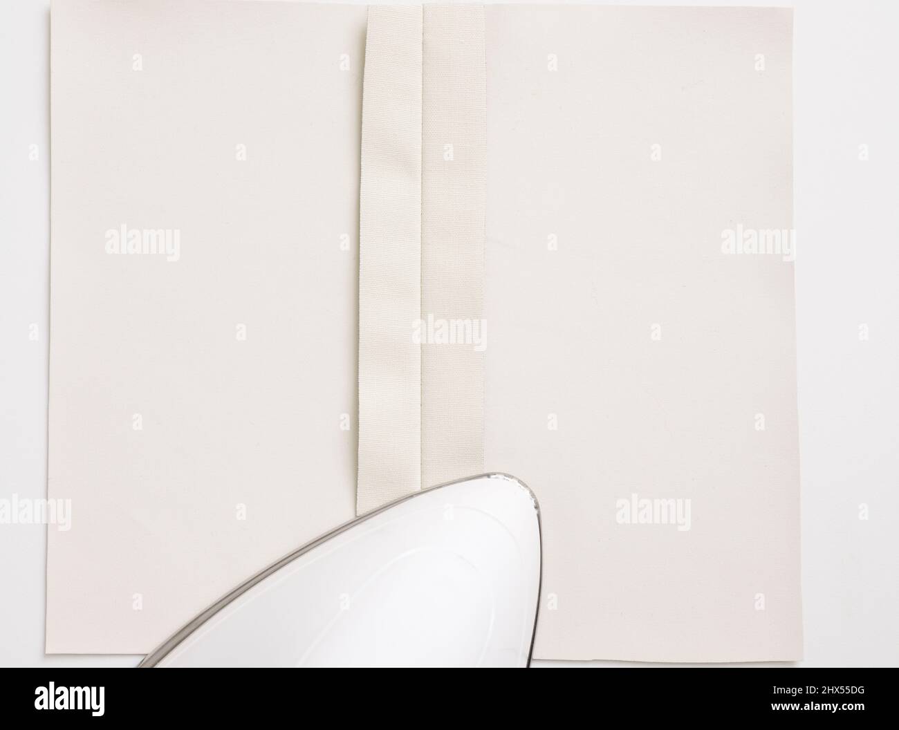 Plain white curtain hi-res stock photography and images - Alamy