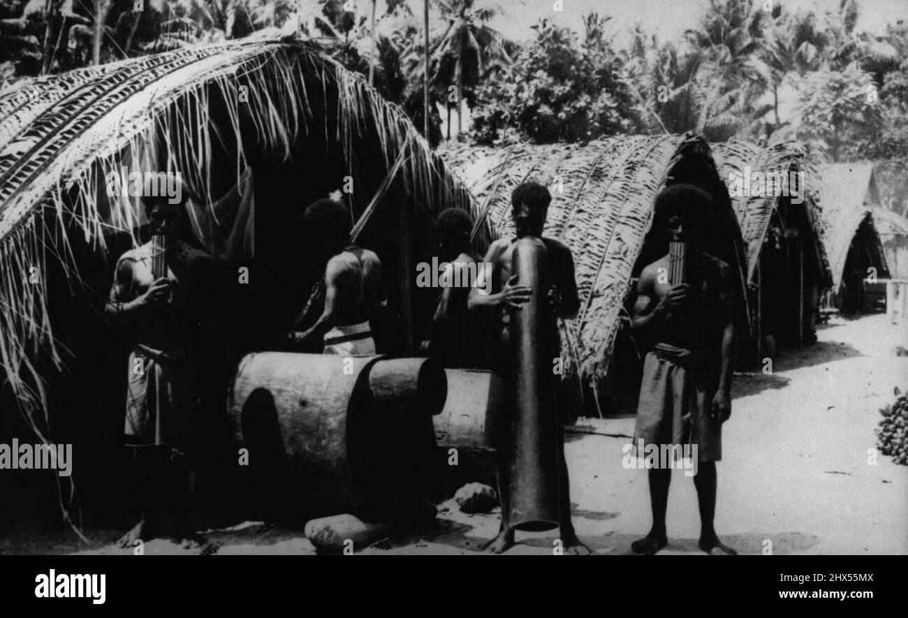 Five indigenous instruments hi-res stock photography and images - Alamy