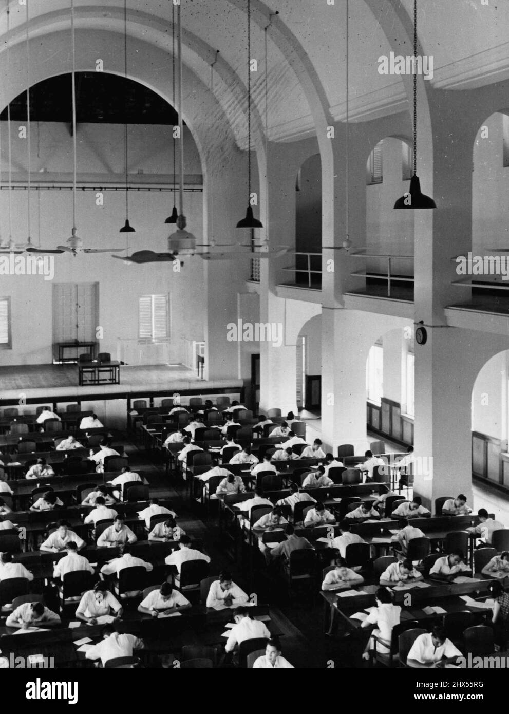 The New City at Dragon-Teeth Gate Raffles College and the Raffles ...