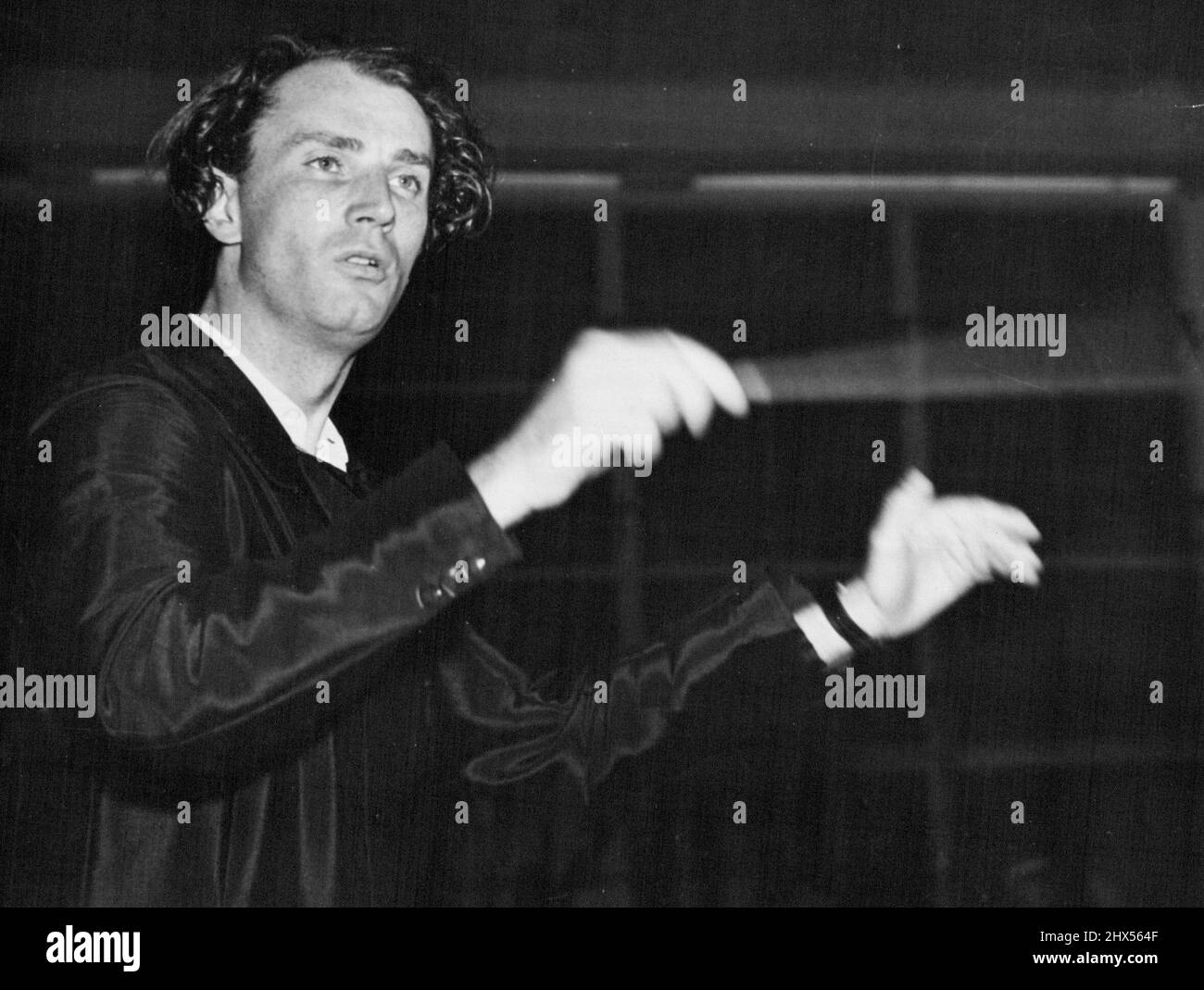 Rafael Kubelik - Conductor. November 1, 1948 Stock Photo - Alamy