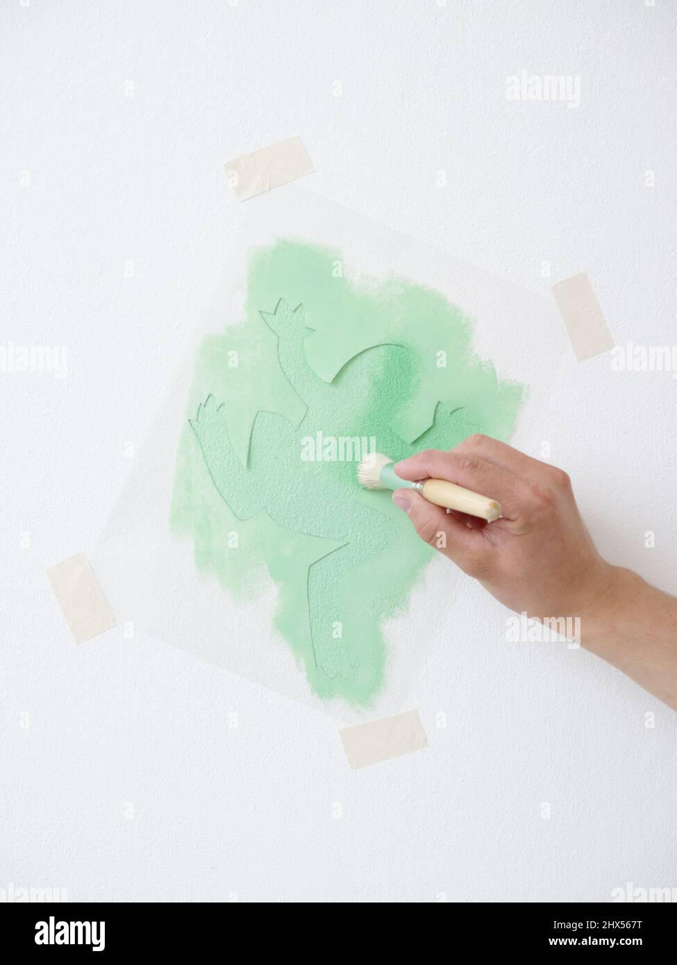 Creating a stippling effect for a stencil shape, dabbing a slightly ...