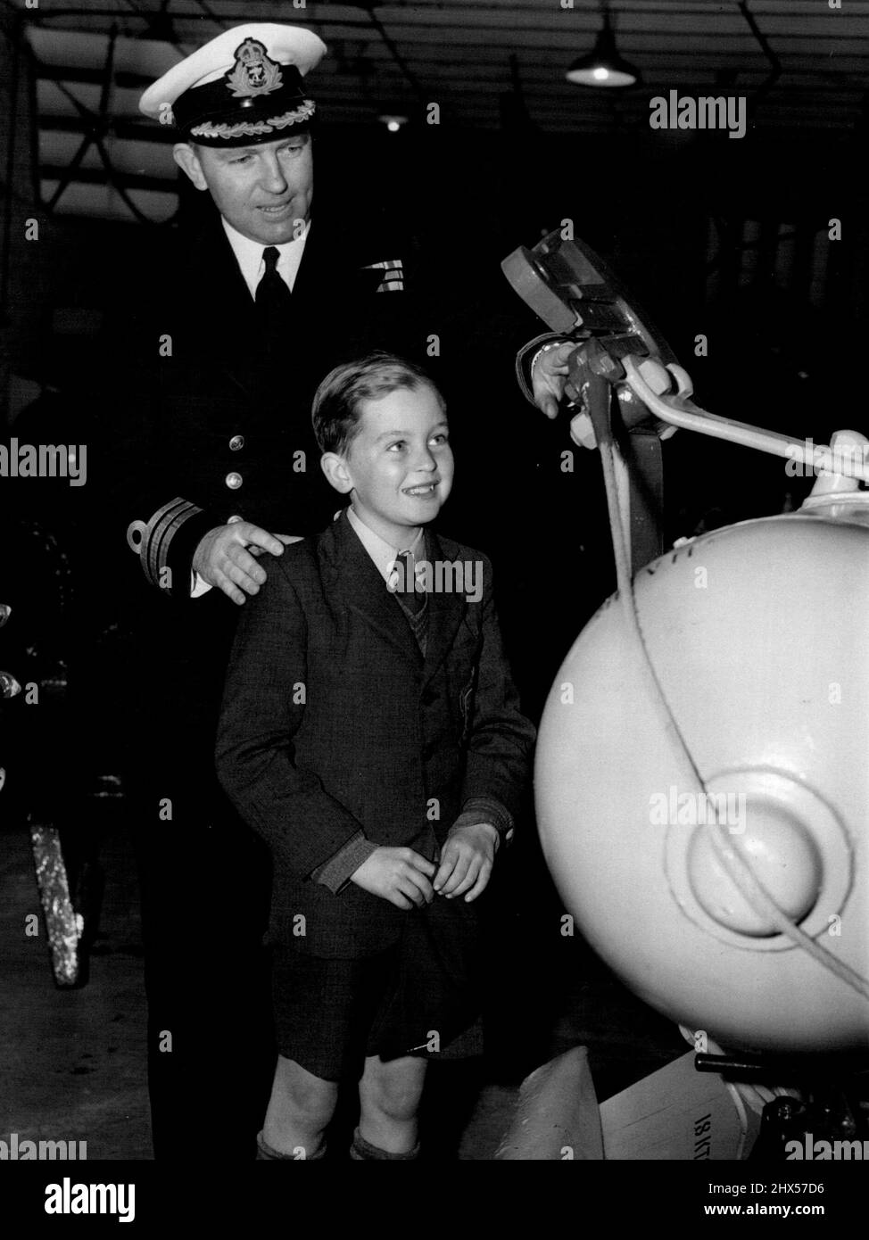 Paravane hi-res stock photography and images - Alamy