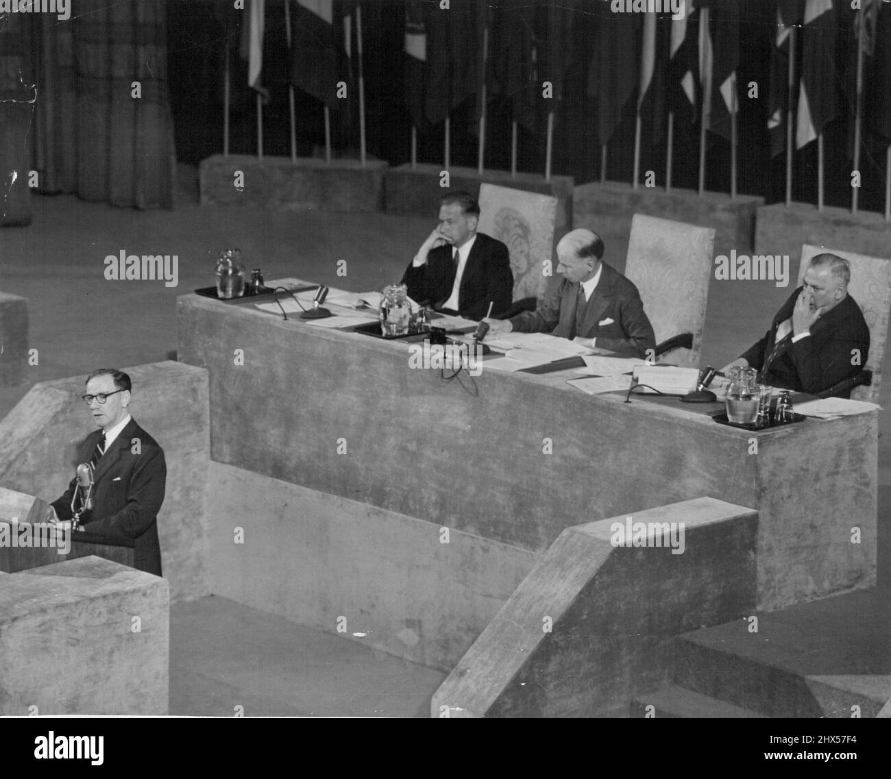 Australian Representative Addresses U.N. 10th Anniversary Session ...