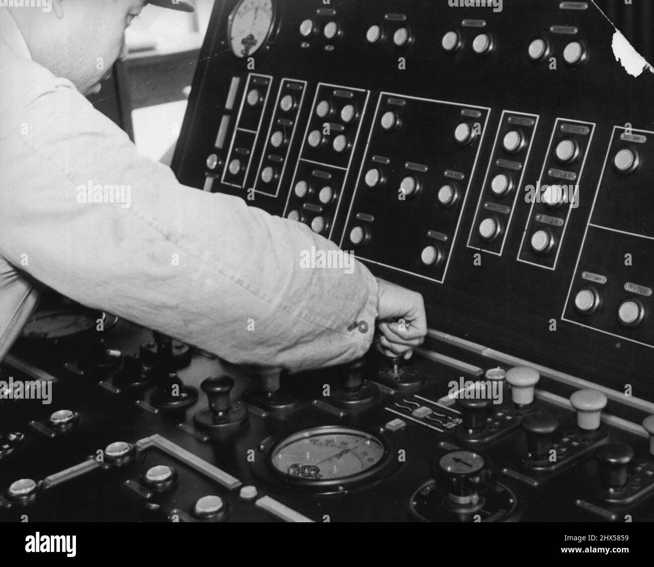 First Drawbridge Built In Far East - The brains of the whole works ...