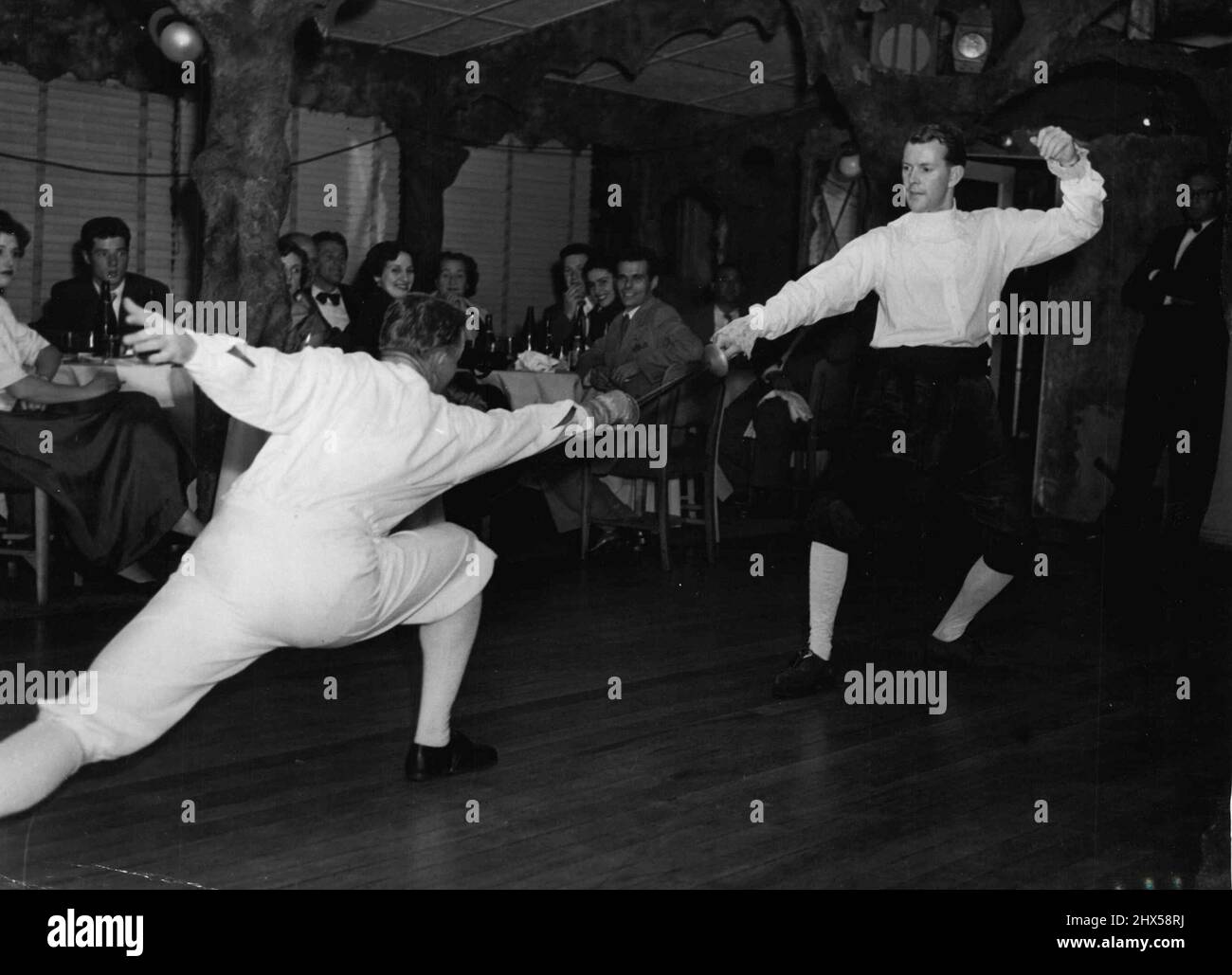 Duelling with swords hi-res stock photography and images - Alamy