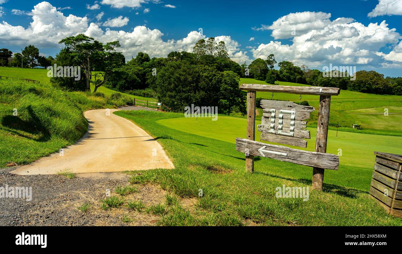 Golf course queensland australia hi-res stock photography and images ...
