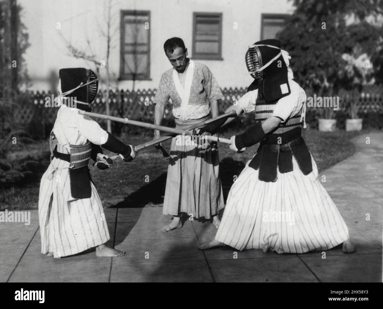 Swordsmanship hi-res stock photography and images - Alamy