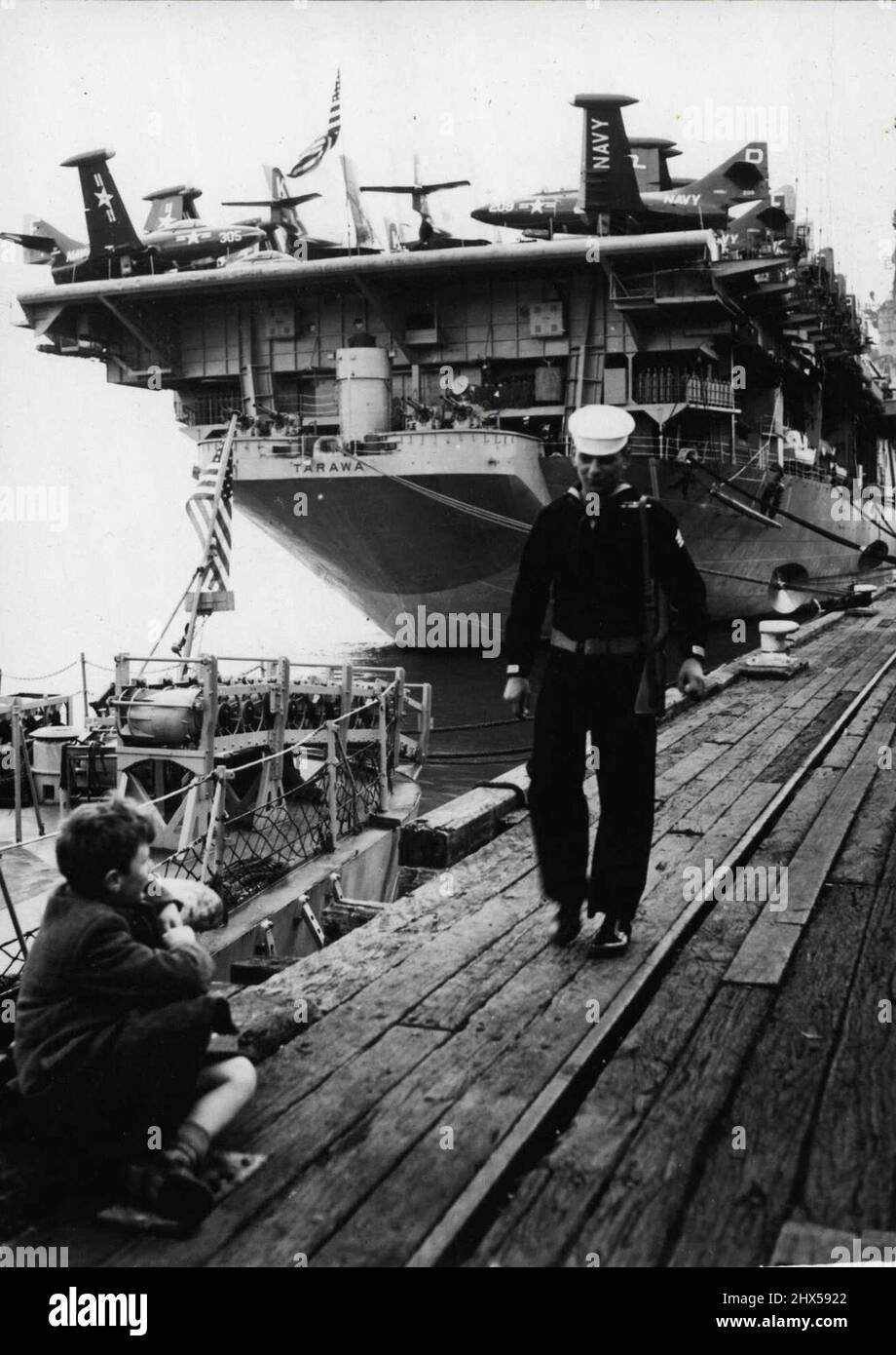 First class plane archive hi-res stock photography and images - Alamy