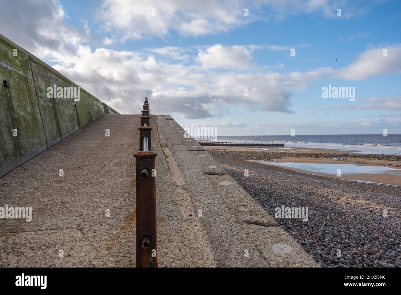 Beach railings ramp hi-res stock photography and images - Alamy
