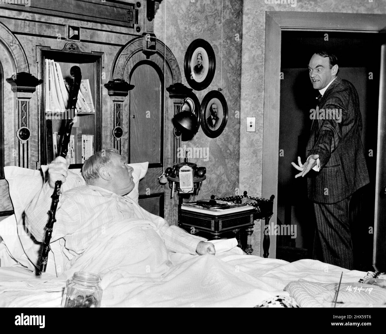 Edmund Gwenn - Stage & Screen. November 4, 1952 Stock Photo - Alamy