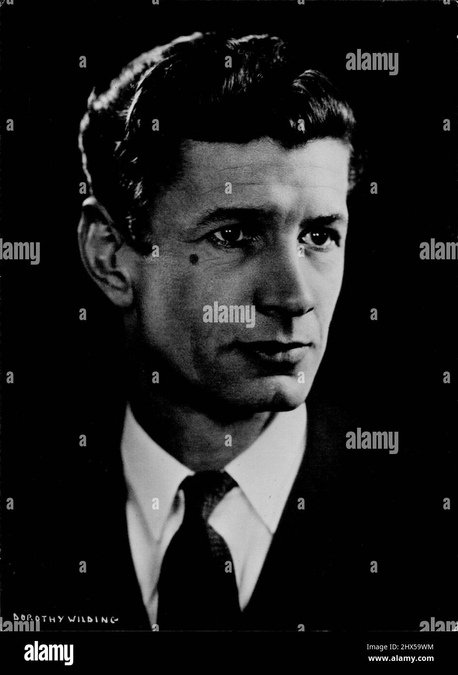 Michael gwynn actor hi-res stock photography and images - Alamy