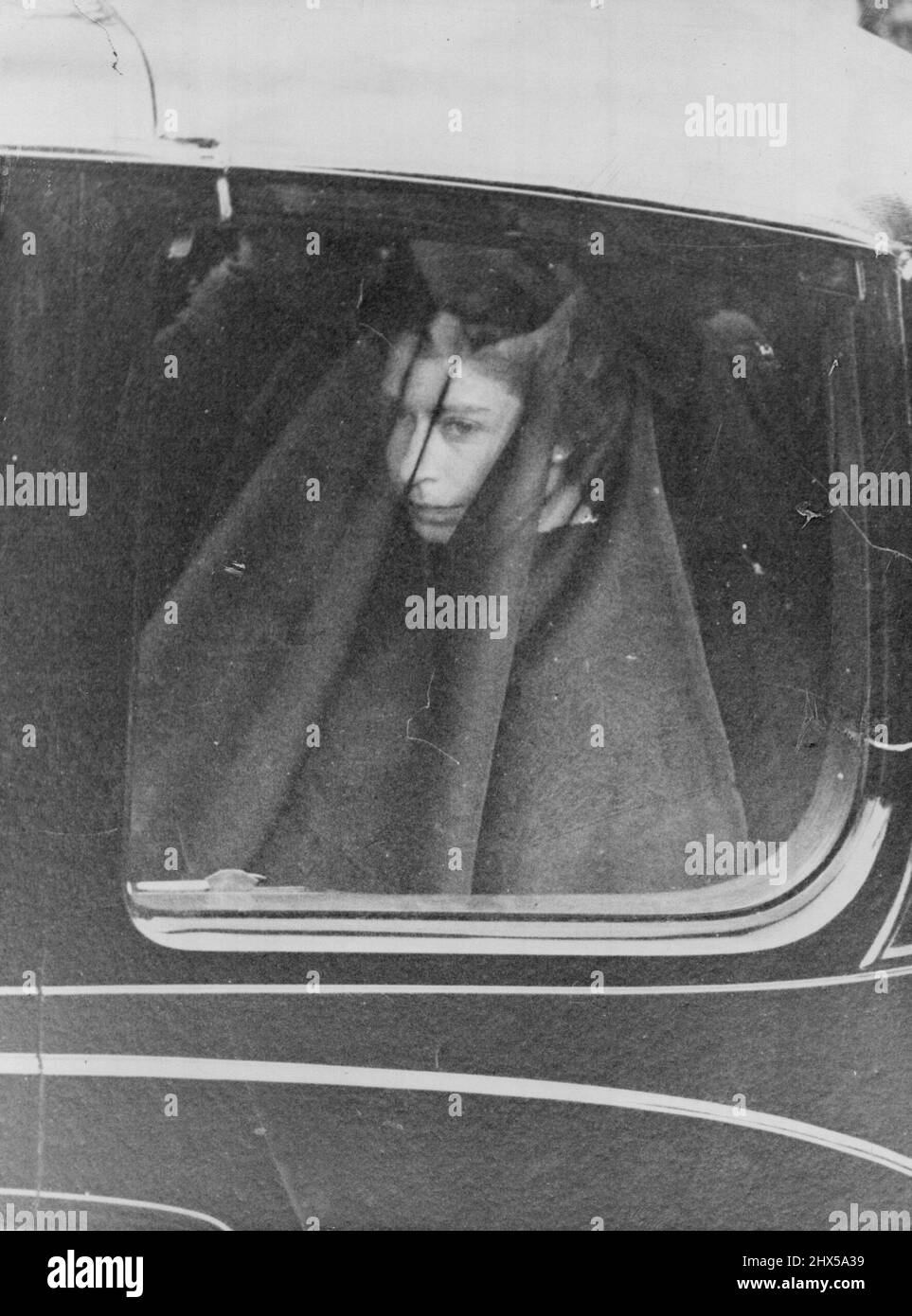 Mourning picture of queen elizabeth hi-res stock photography and images ...