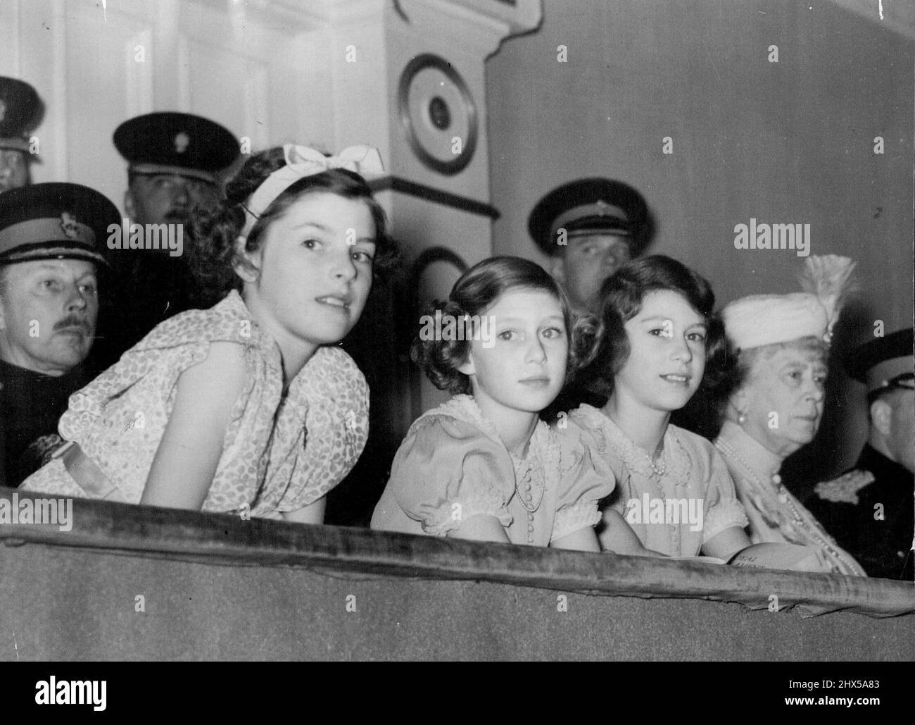 Elizabeth ii 1946 hi-res stock photography and images - Alamy