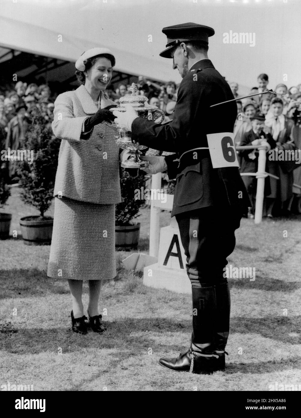 British Captain Wins Individual Championship. Major Frank Weldon, who ...