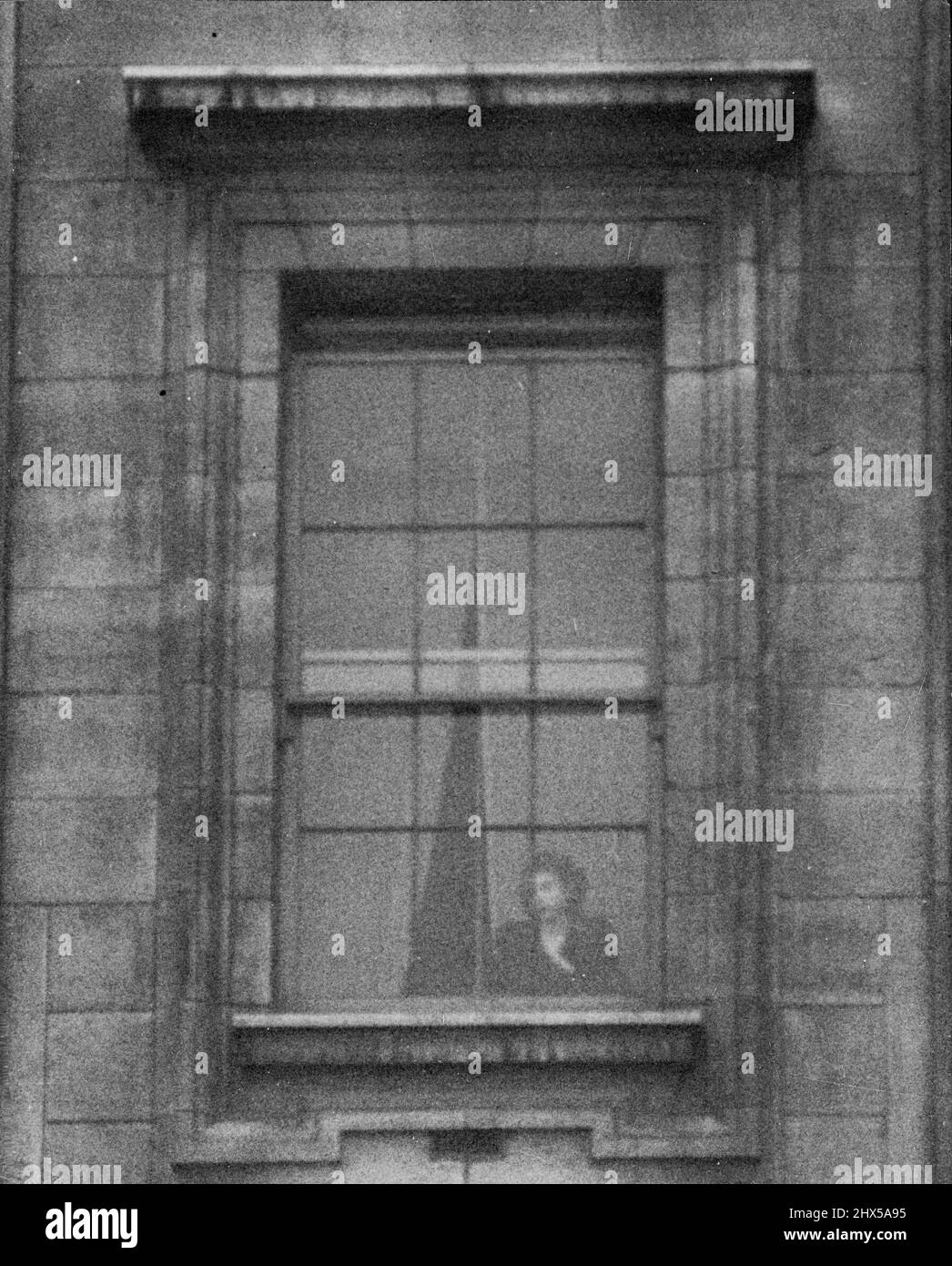 Princess Elizabeth Watches Guard Changing From Palace Window - H.R.H ...