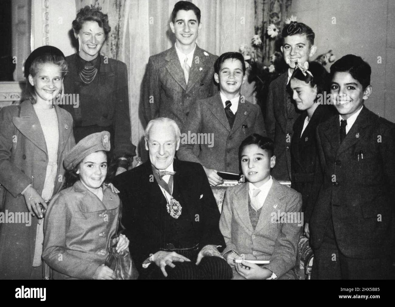 Maltese Children For English School -- The Lord Mayor and acting Lady ...