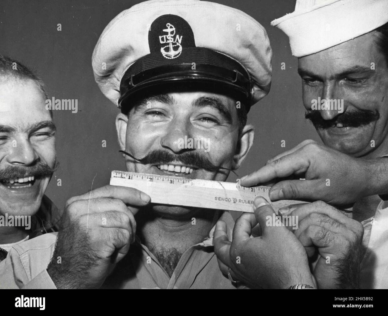 Look magazine 1952 hi-res stock photography and images - Alamy