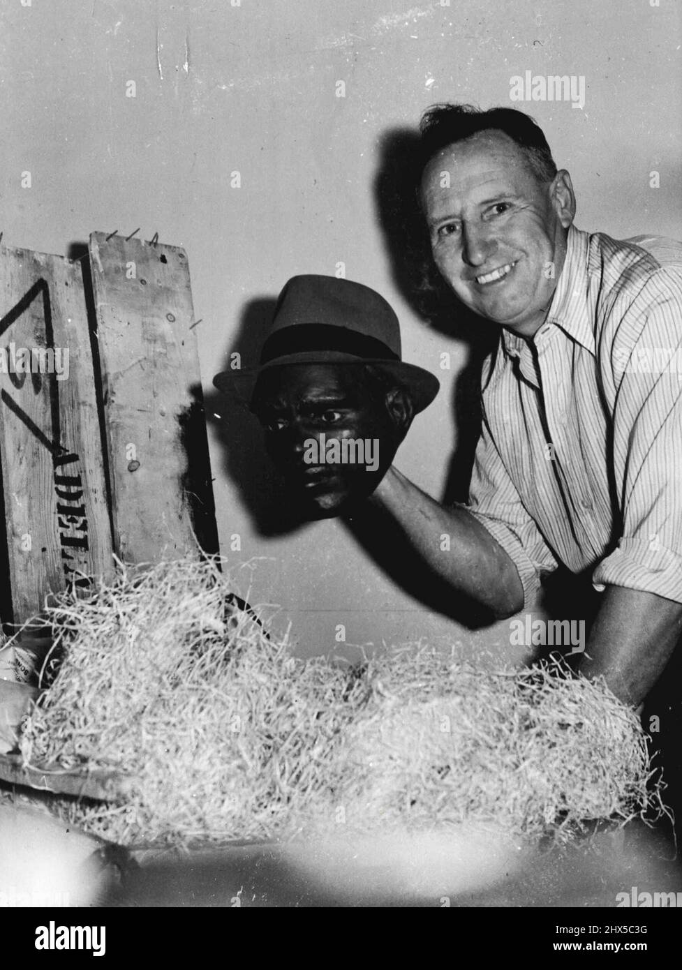 A cast made from life of Jimmy James, famous S. Australian blacktracker ...