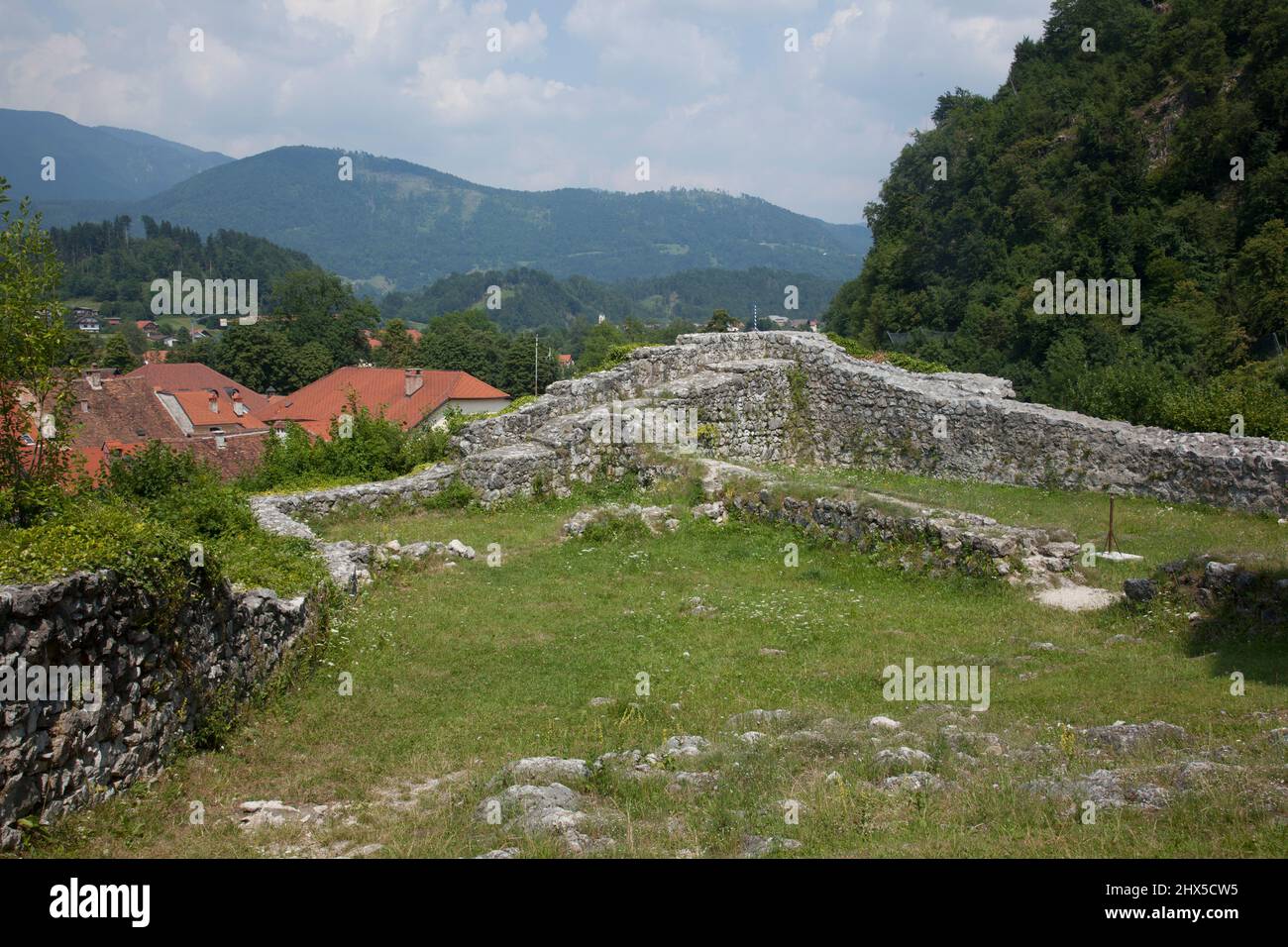 Slovenia, Upper Carniola, Kamnik, Mali Grad Castle, wall Stock Photo ...