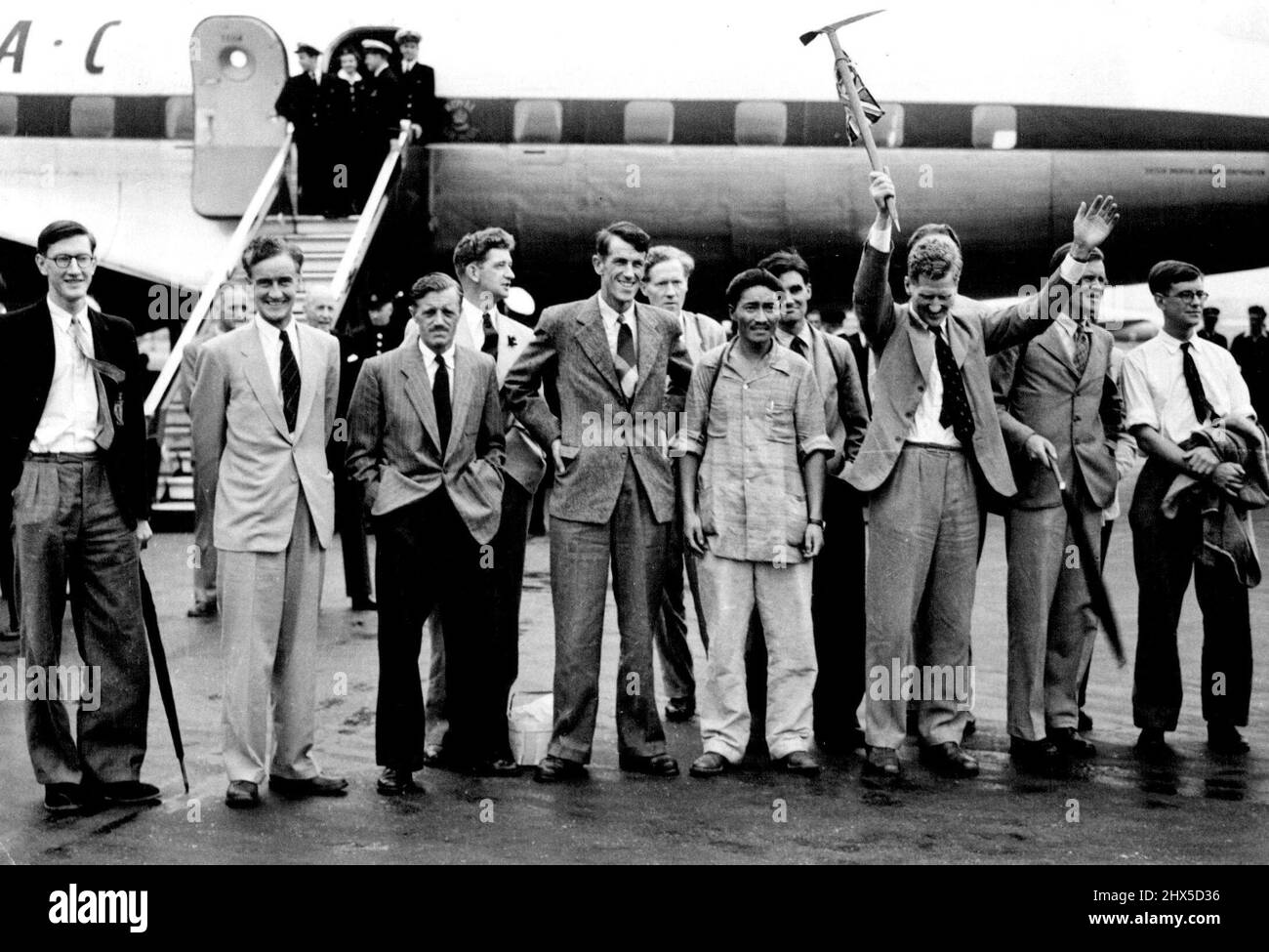 Colonel hunt hi-res stock photography and images - Alamy