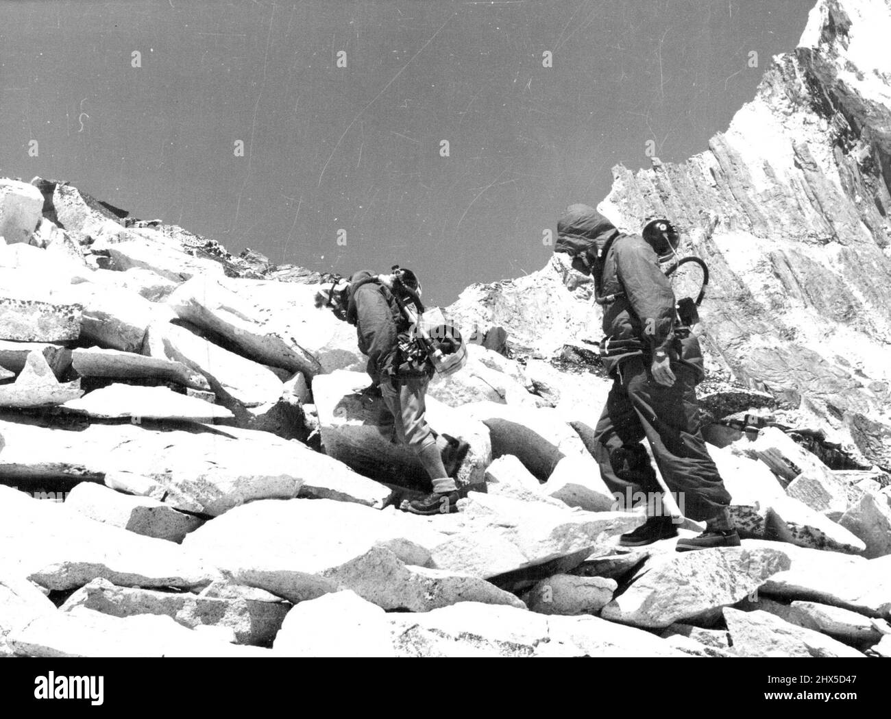 1953 everest hi-res stock photography and images - Alamy