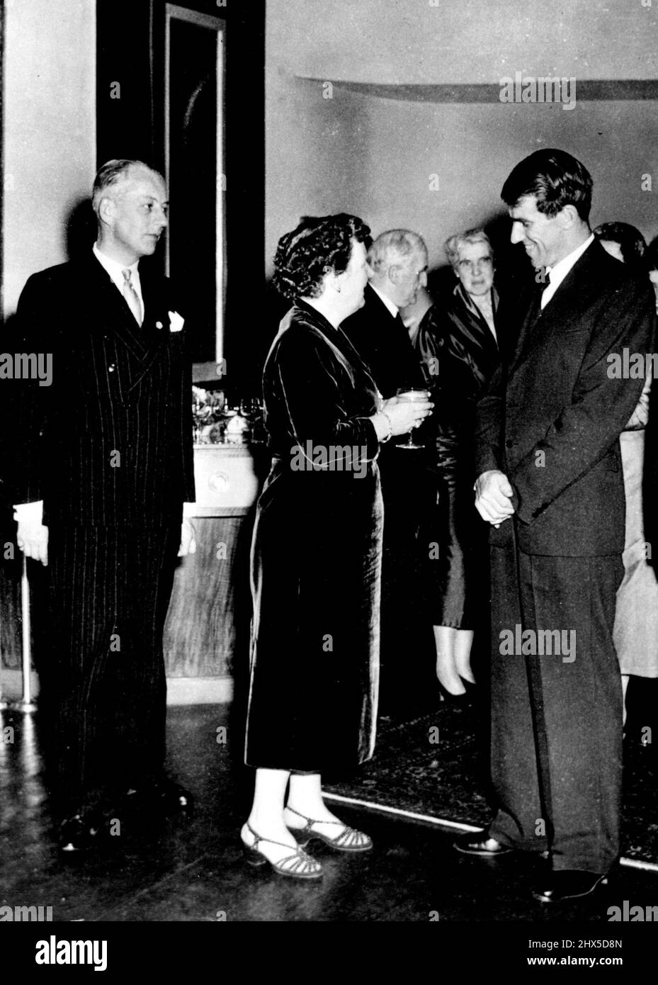 Sir Edmund Hillary Meets Queen Juliana. Queen Juliana of the ...
