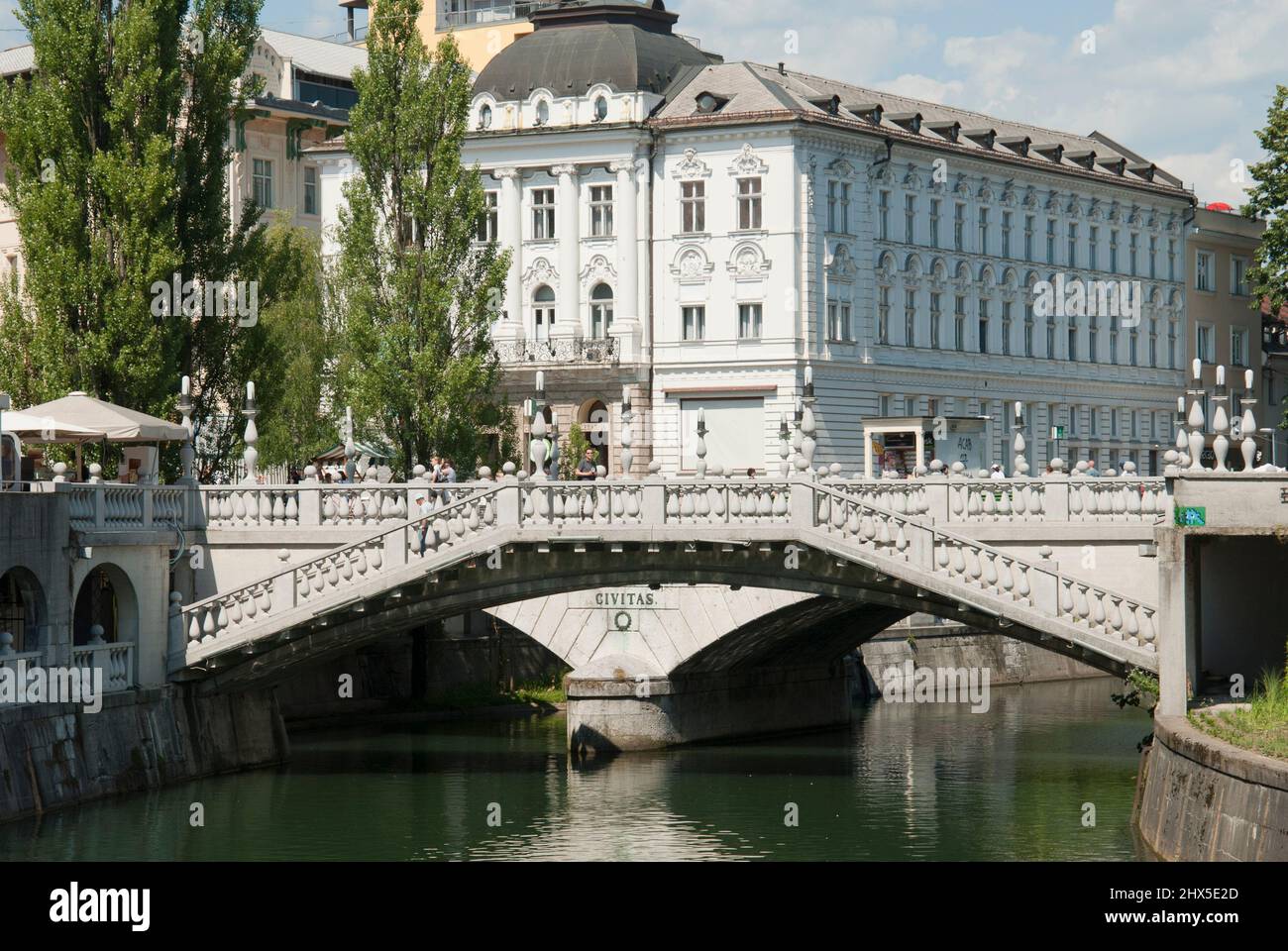 Slovenia, Ljubljana, View of Triple Bridge Stock Photo - Alamy