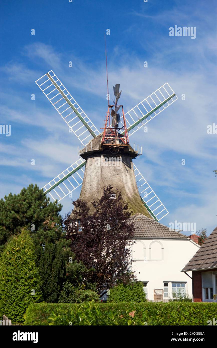 Old windmill sky alternative energy hi-res stock photography and images ...