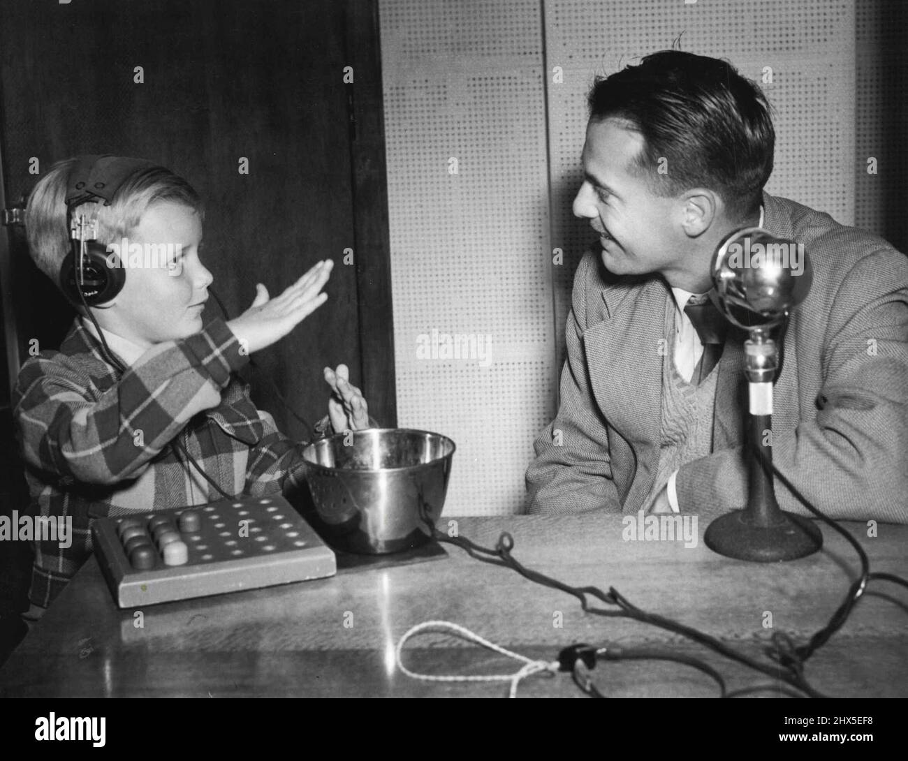 "As big as that?" John Hynd responds to the nursery rhyme technique ...