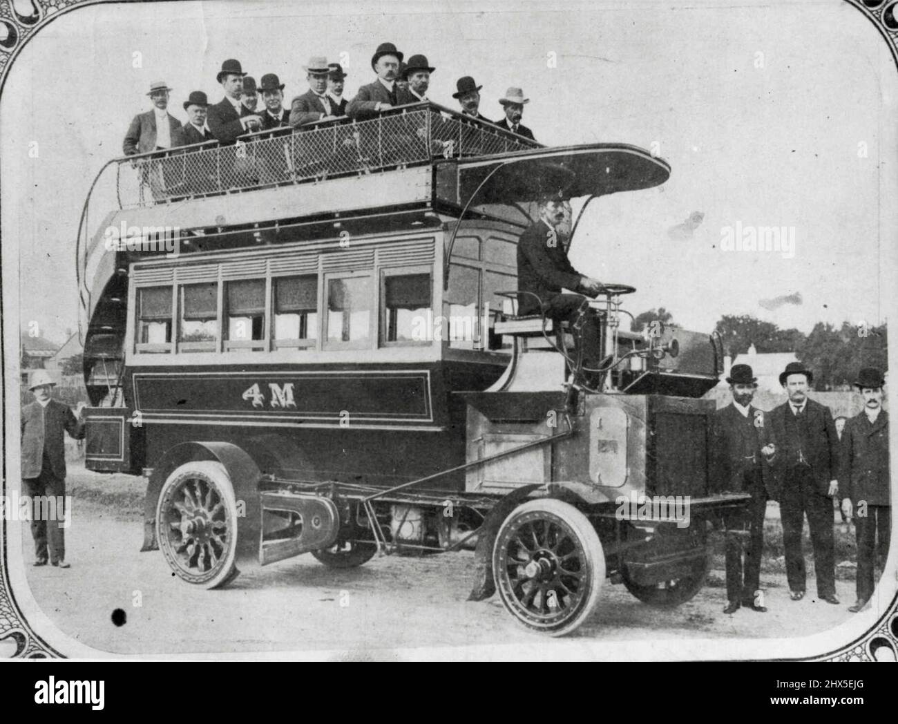 Buses - Old Style Buses (See: Old Cars, Motors Gen. (Sun Series 1971 ...