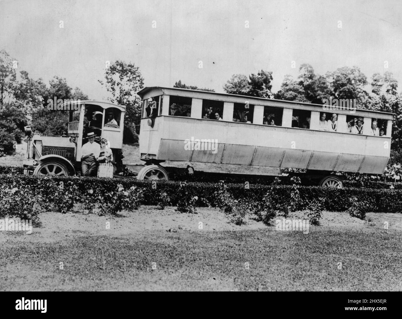 The Largest Bus In The World -- The largest bus with a good load. Ever ...