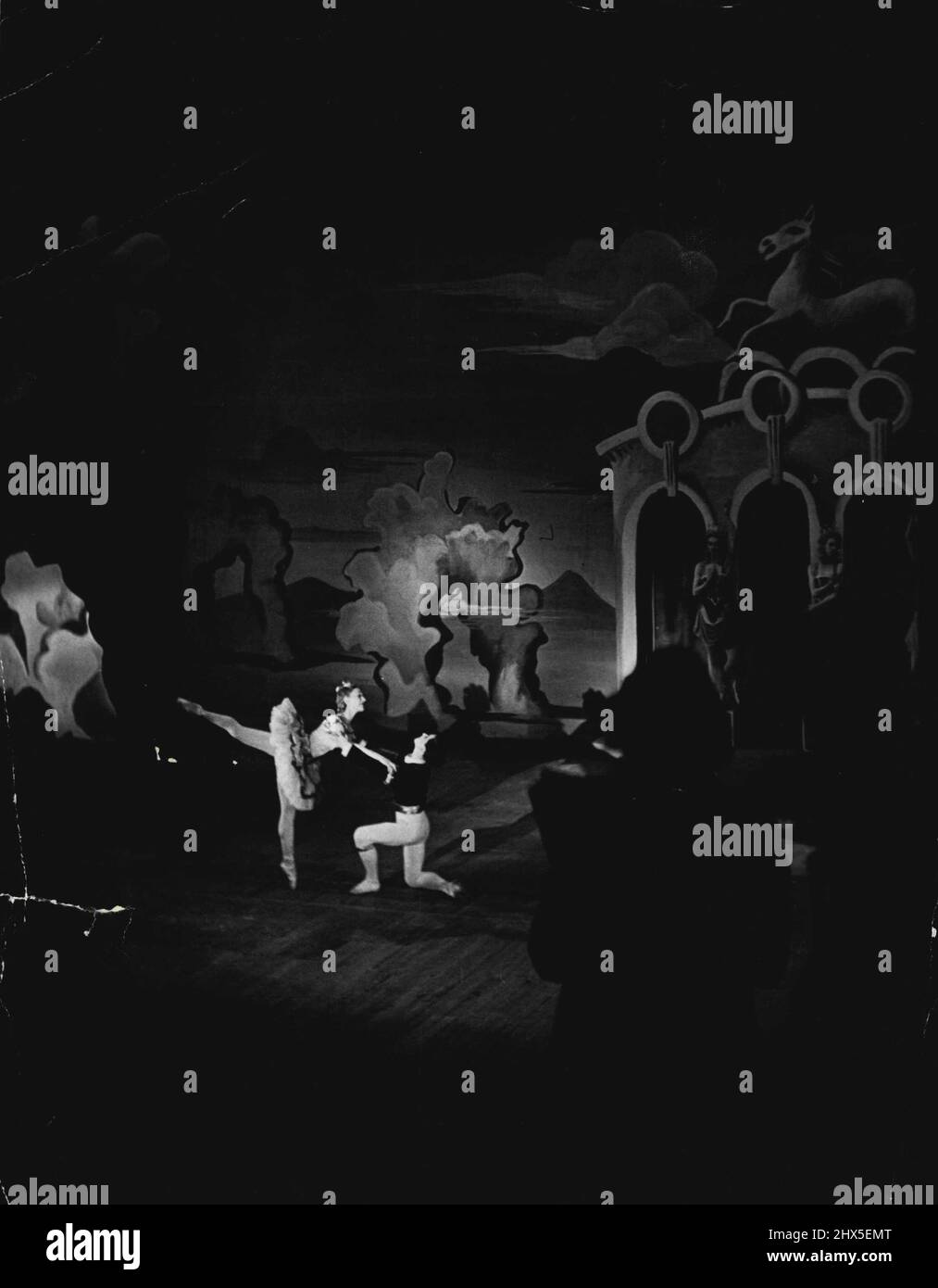 Vintage dance steps hi-res stock photography and images - Alamy