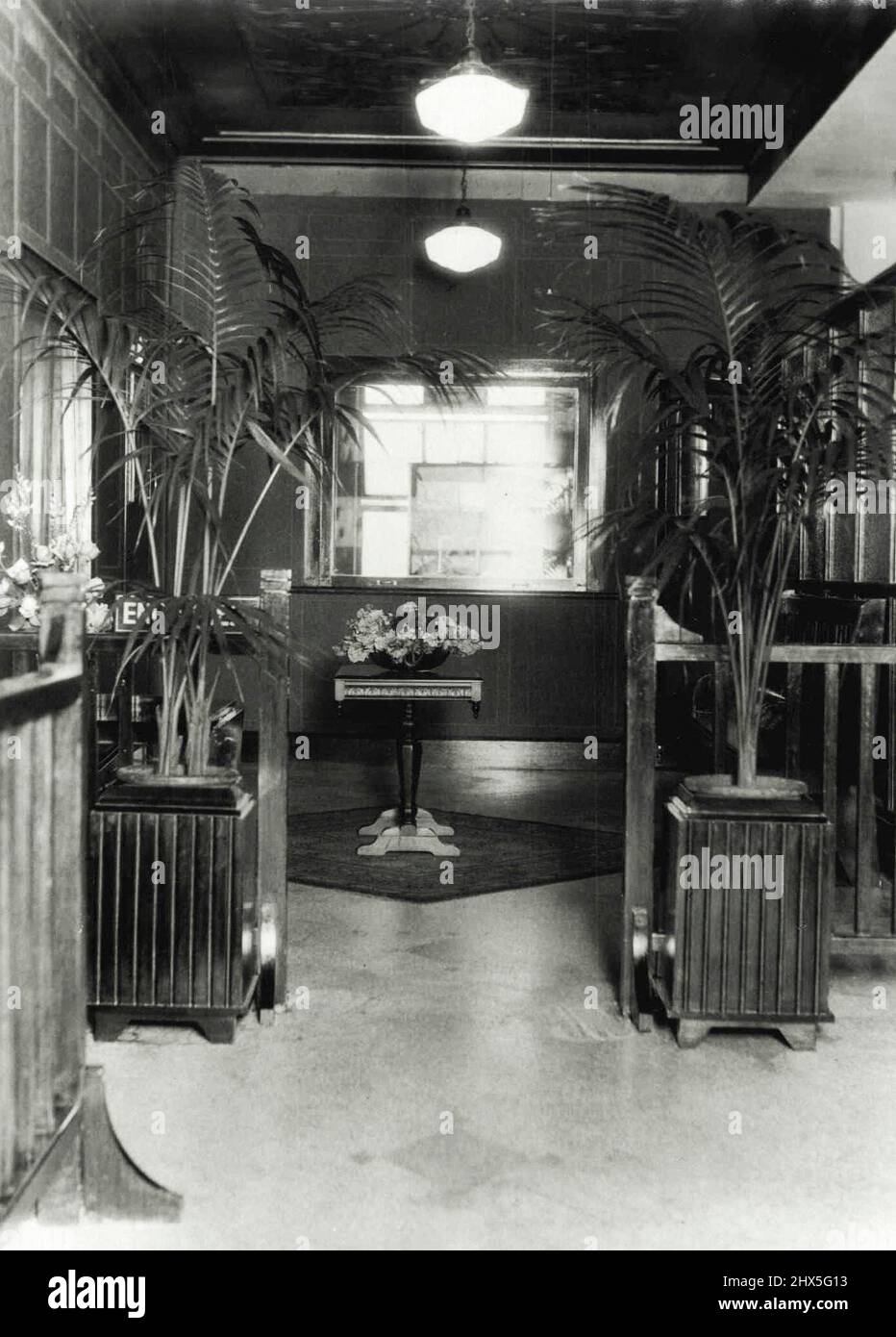 Entrance & waiting room at 2UW her studio in the State Shopping Block ...