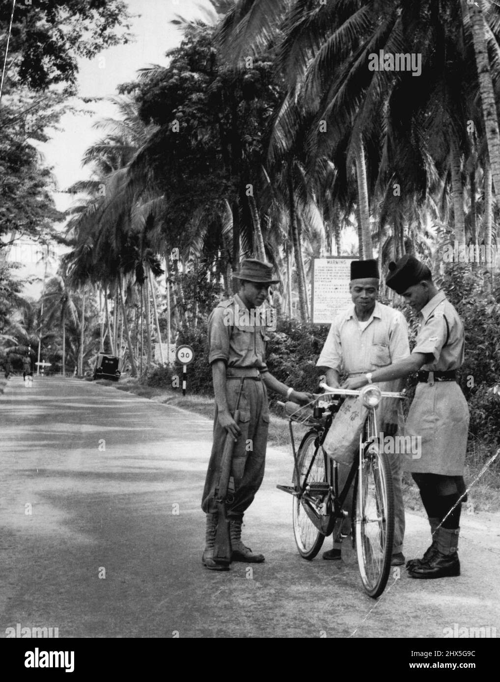 New villages malayan emergency hi-res stock photography and images - Alamy