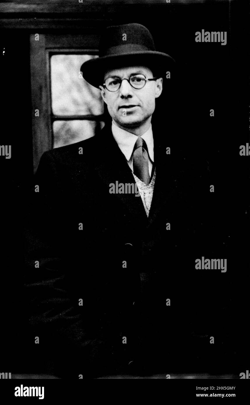 Three weeks delay hi-res stock photography and images - Alamy