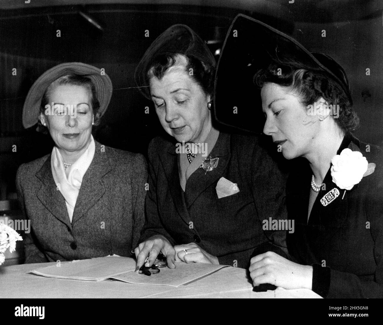 No reservations Black and White Stock Photos & Images - Alamy