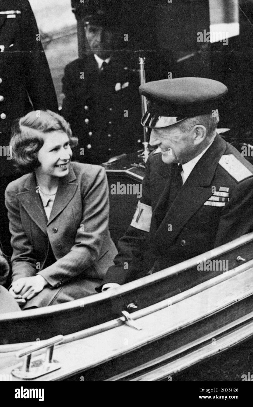 Princess On The Rever - A happy picture of Princess Elizabeth chatting ...