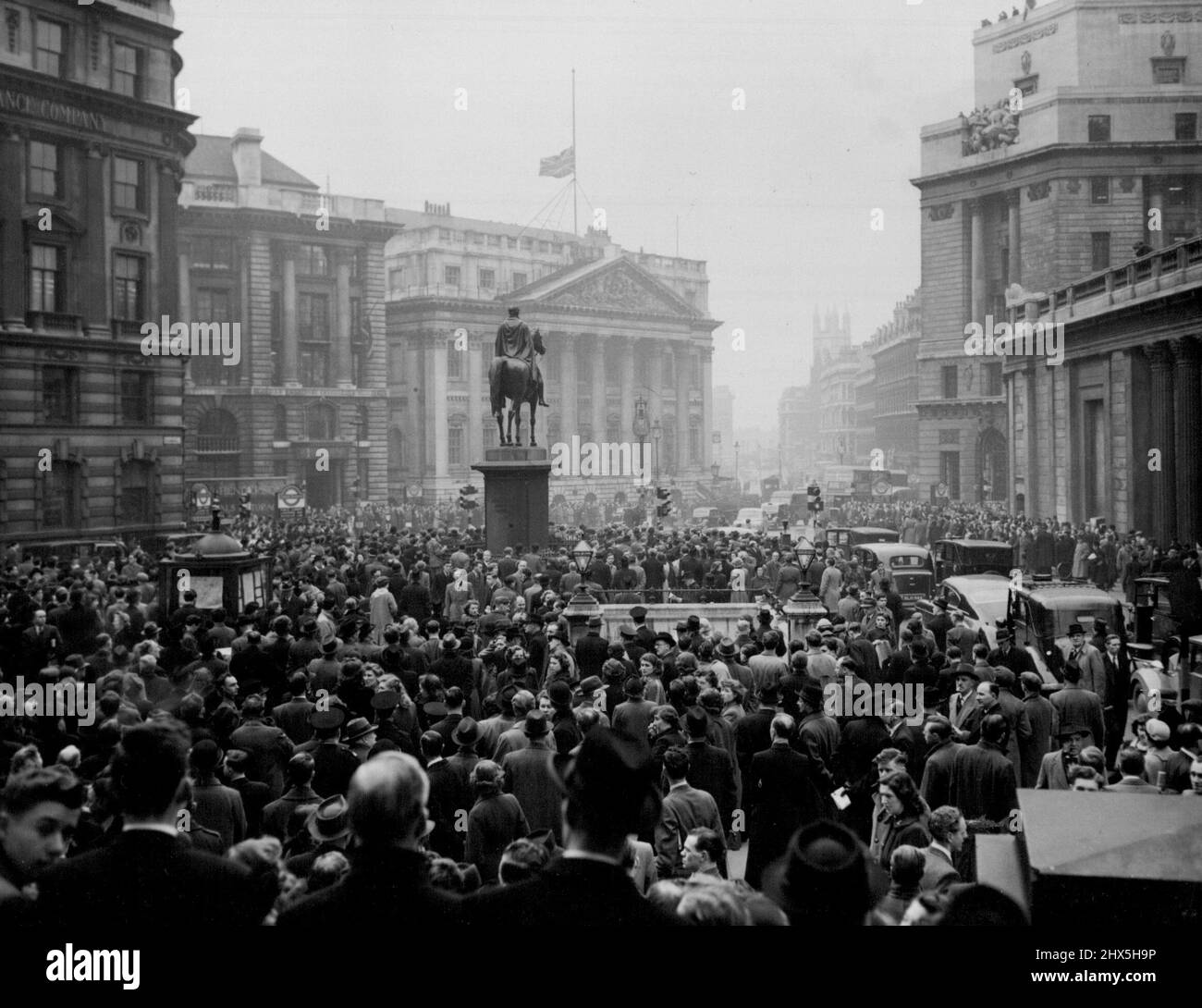 Wasting For The Proclamation Crowds wait in front of the royal exchange ...