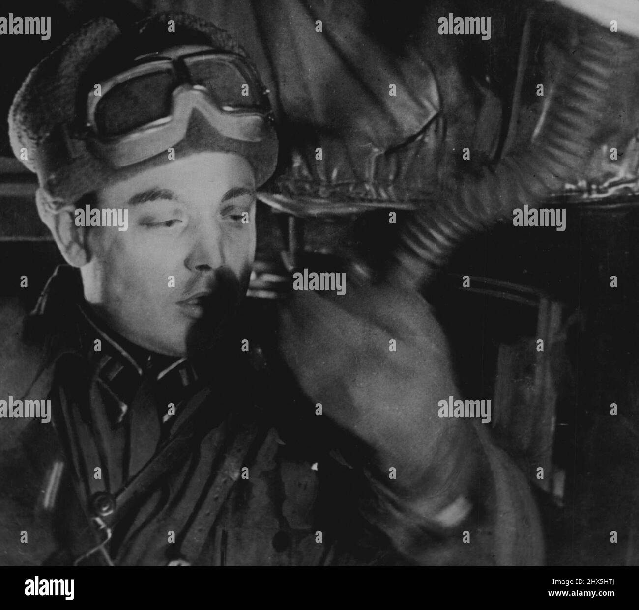 Number one gun hi-res stock photography and images - Alamy