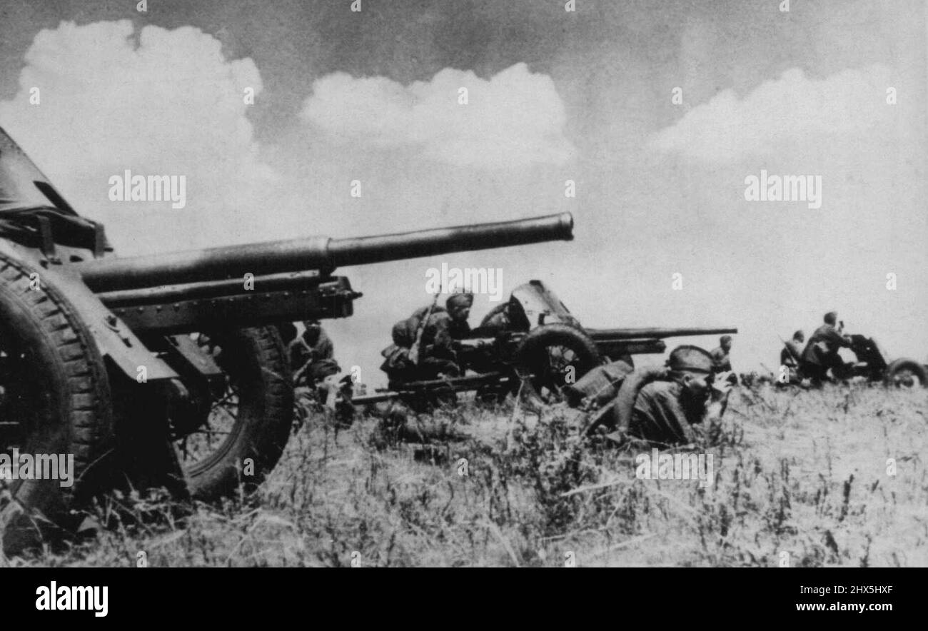 Tank units hi-res stock photography and images - Alamy