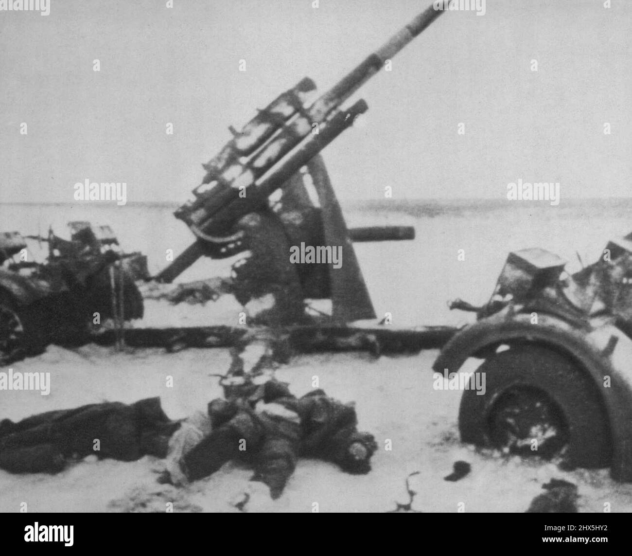 German gun crew hi-res stock photography and images - Alamy