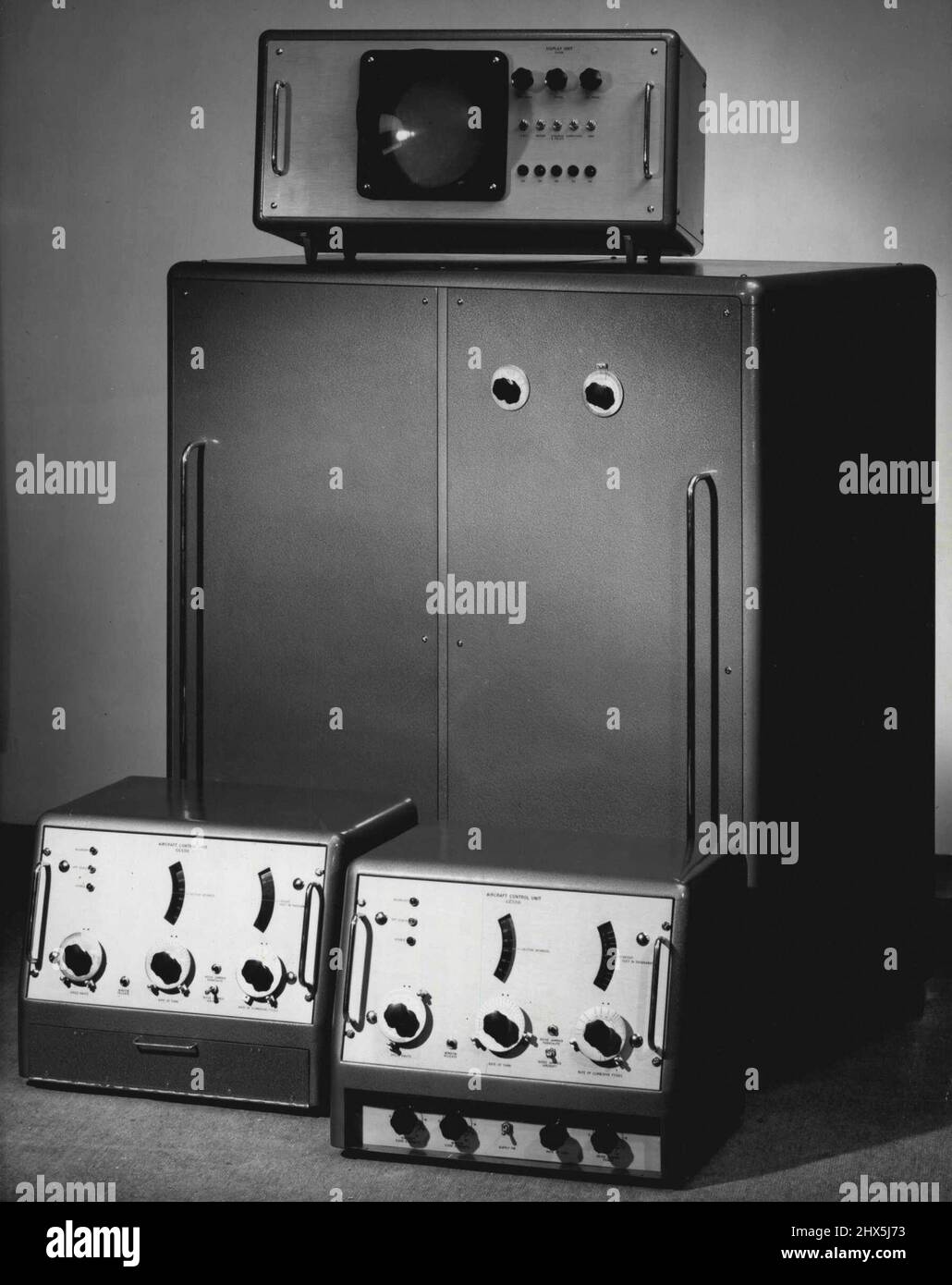 1950s vintage computer black and white hi-res stock photography and ...