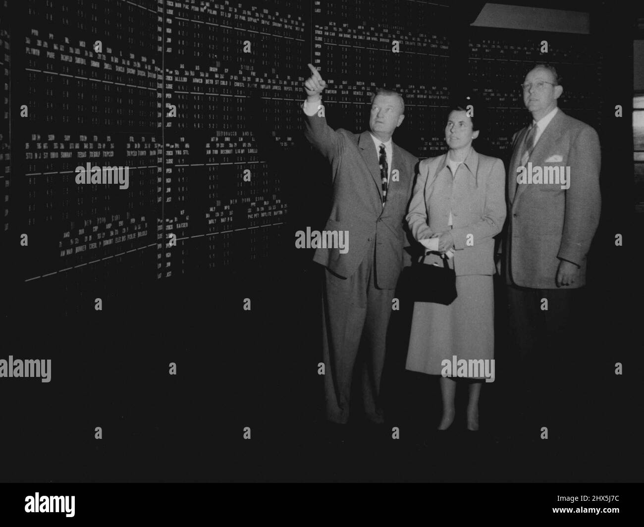 U.S.A. - New York - Stock Exchange - Early To 1975. May 14, 1952 ...