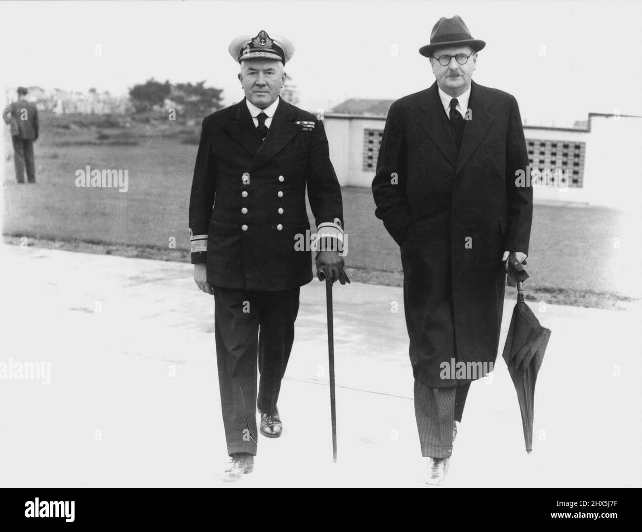 (L) Rear Admiral Muirhead Govid & Hawks Hedincer (concol Gen of ...