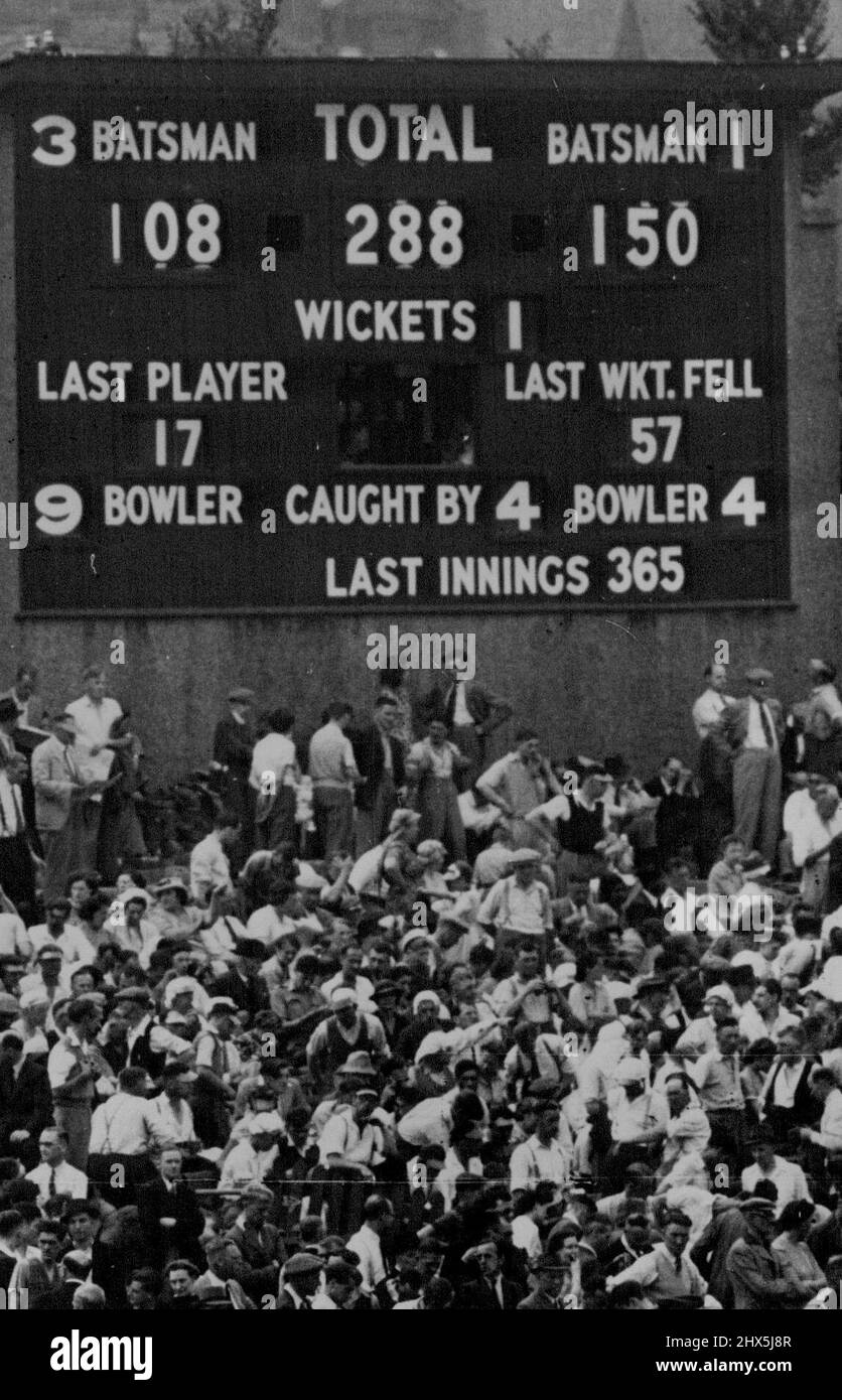 English bowling hi-res stock photography and images - Alamy