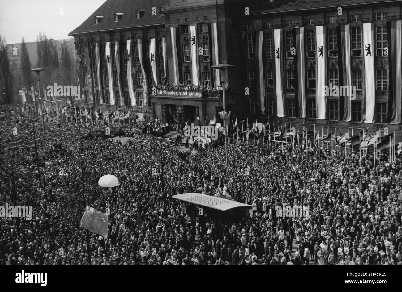 West germany government hi-res stock photography and images - Alamy