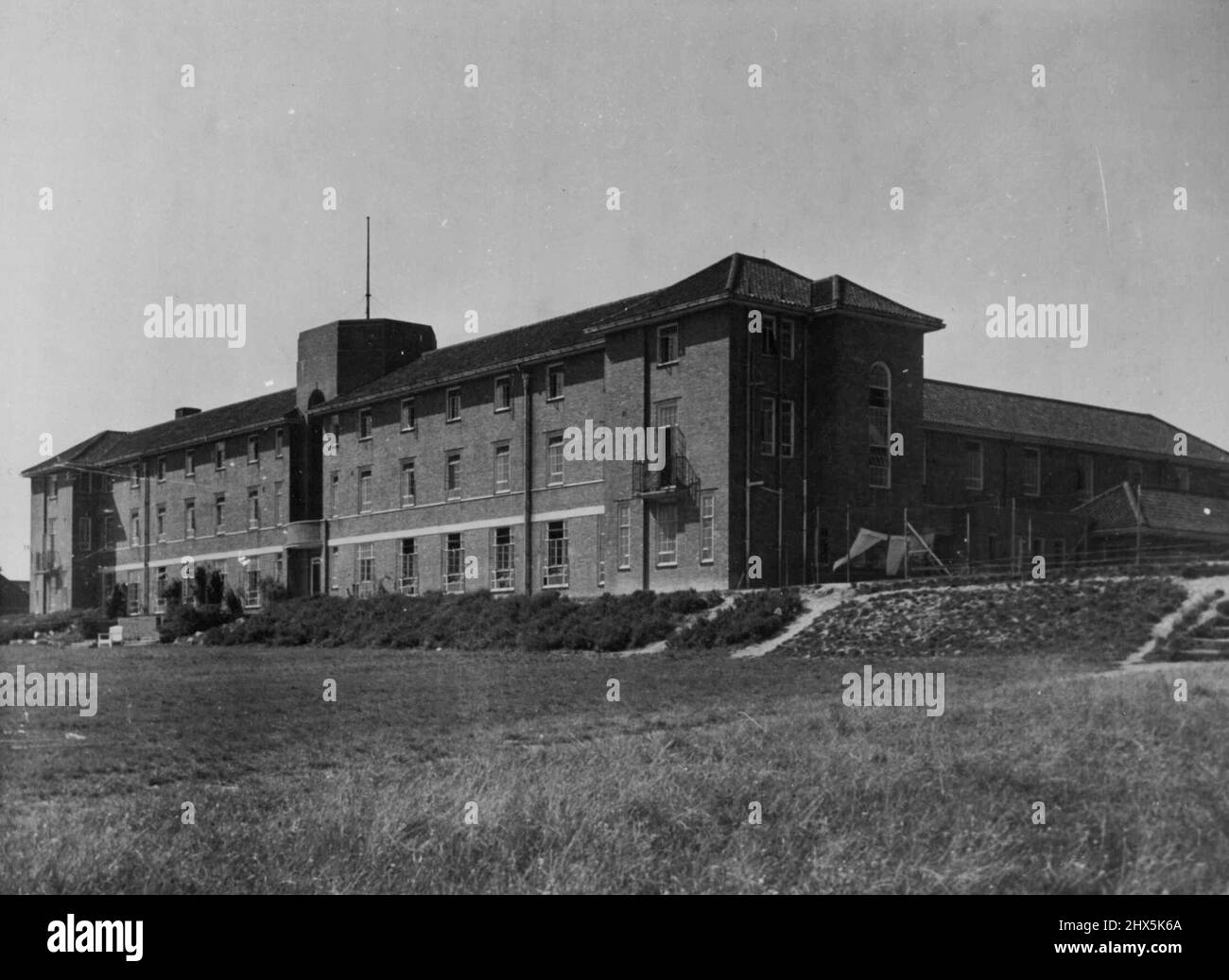 School 1945 england hi-res stock photography and images - Alamy