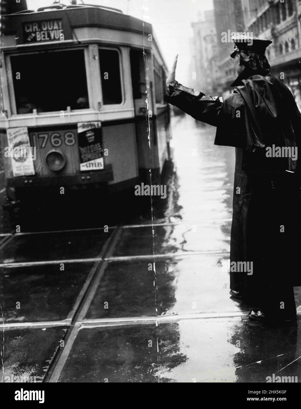 Vintage traffic cop hi-res stock photography and images - Alamy